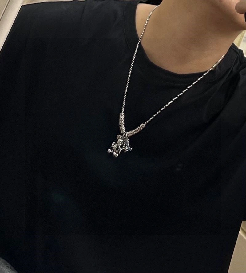 Top match Louis Vuitton Necklaces