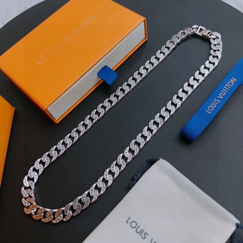 Affordable Louis Vuitton Necklaces
