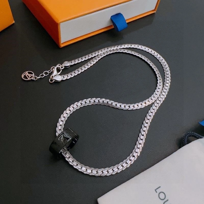 Low-cost Louis Vuitton Necklaces