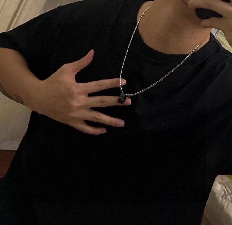 Low-cost Louis Vuitton Necklaces