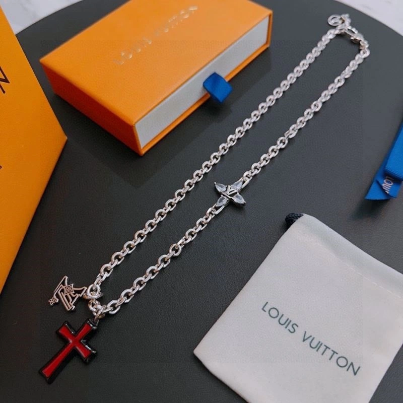Low-cost Louis Vuitton Necklaces