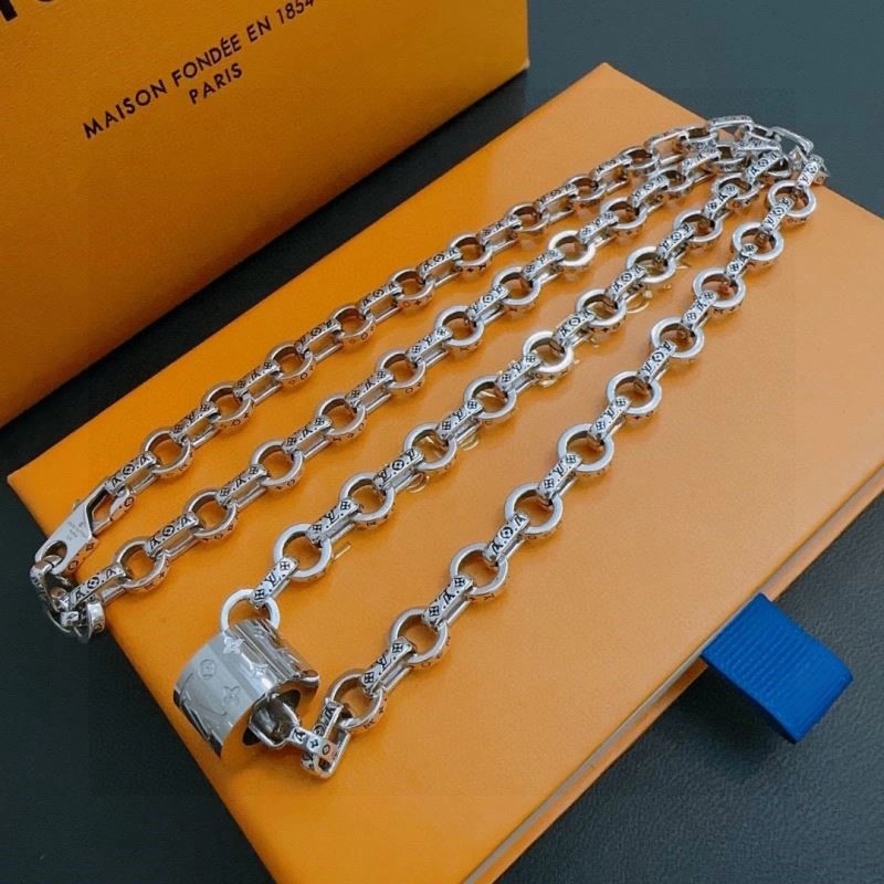 Precise copy Louis Vuitton Necklaces
