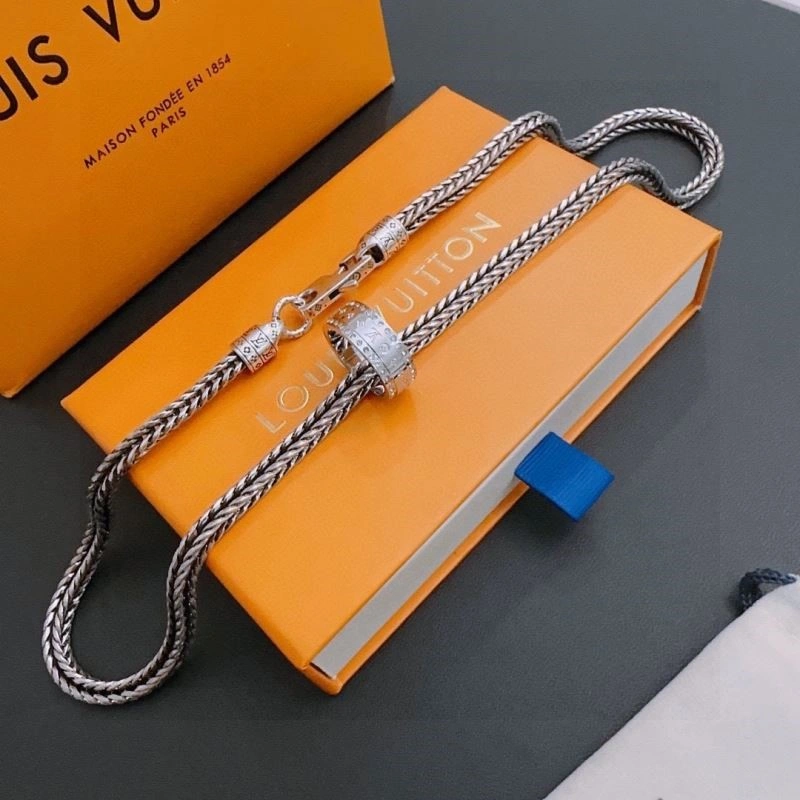 Top match Louis Vuitton Necklaces