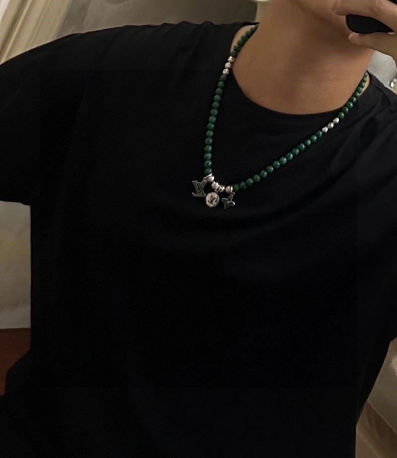 Top mirror Louis Vuitton Necklaces