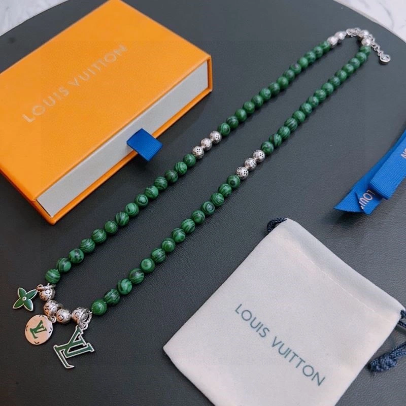 Top mirror Louis Vuitton Necklaces