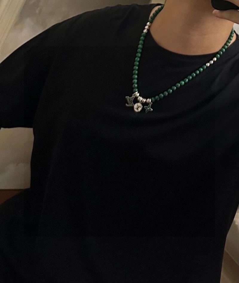 Top mirror Louis Vuitton Necklaces