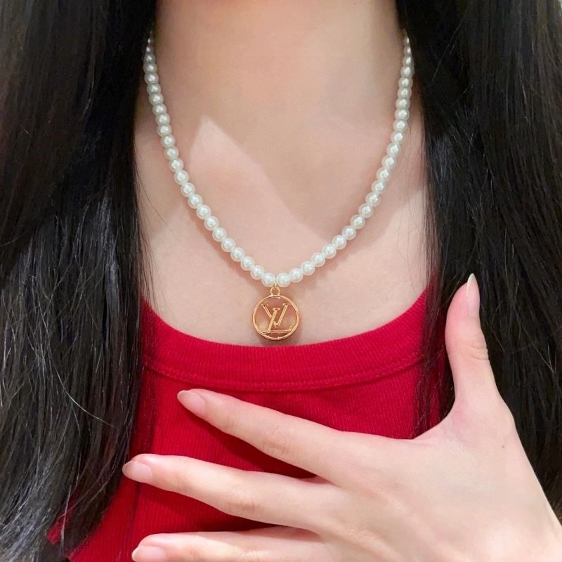 Legit Louis Vuitton Necklaces