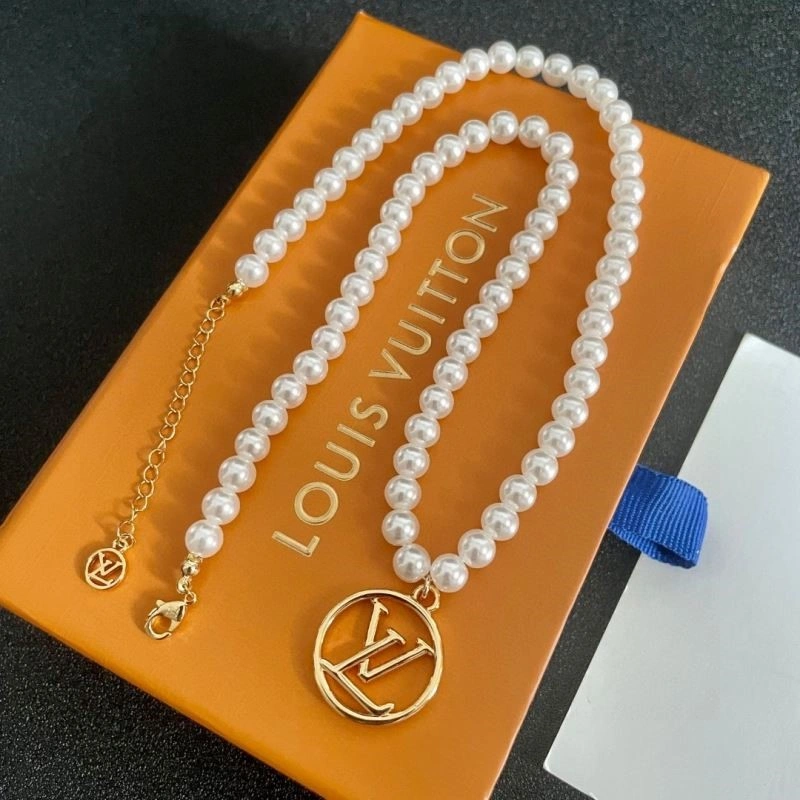 Legit Louis Vuitton Necklaces