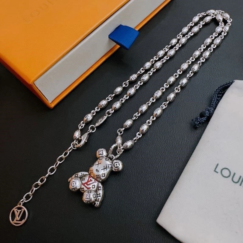 Inexpensive Louis Vuitton Necklaces