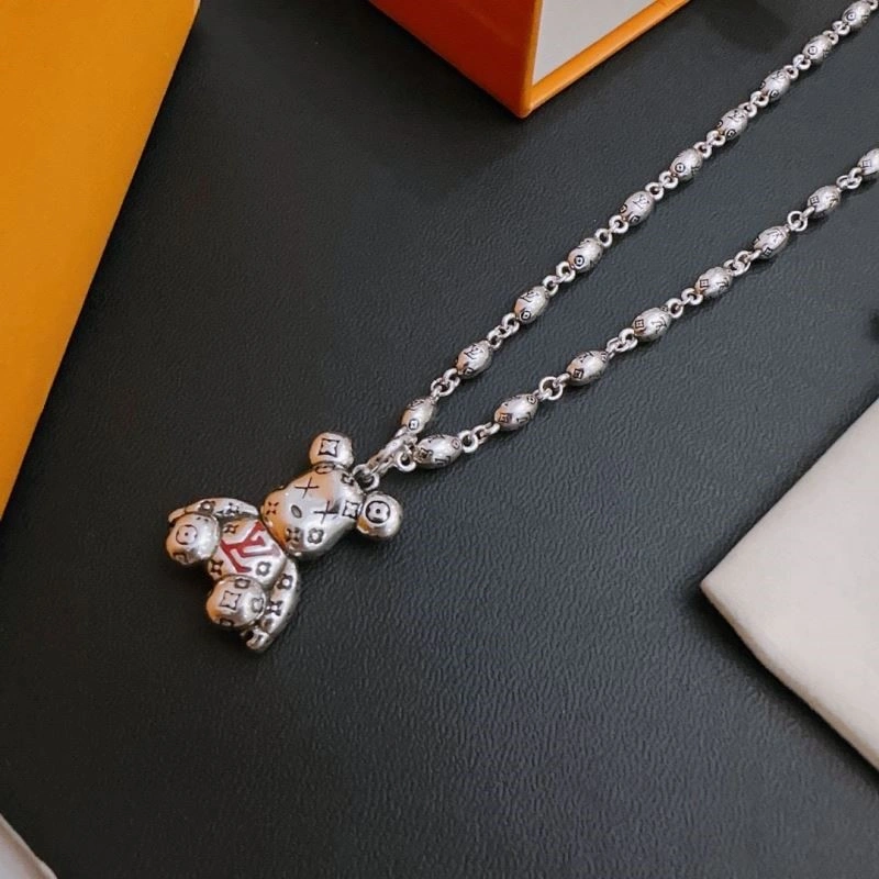 Inexpensive Louis Vuitton Necklaces