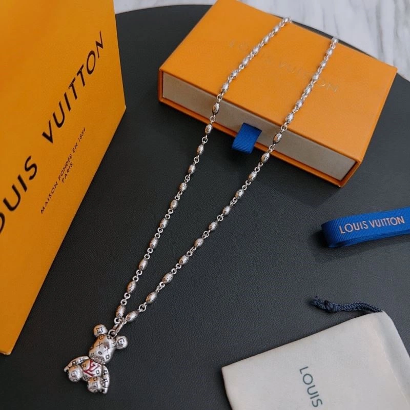 Inexpensive Louis Vuitton Necklaces