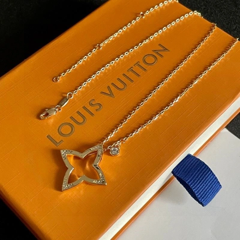 High fidelity Louis Vuitton Necklaces