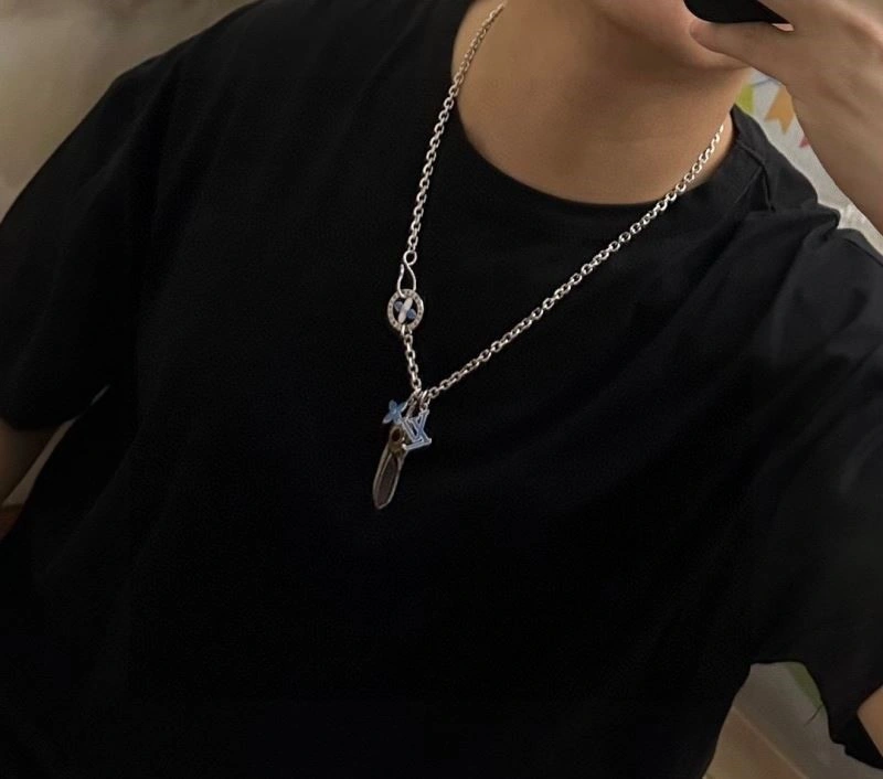 Economical Louis Vuitton Necklaces