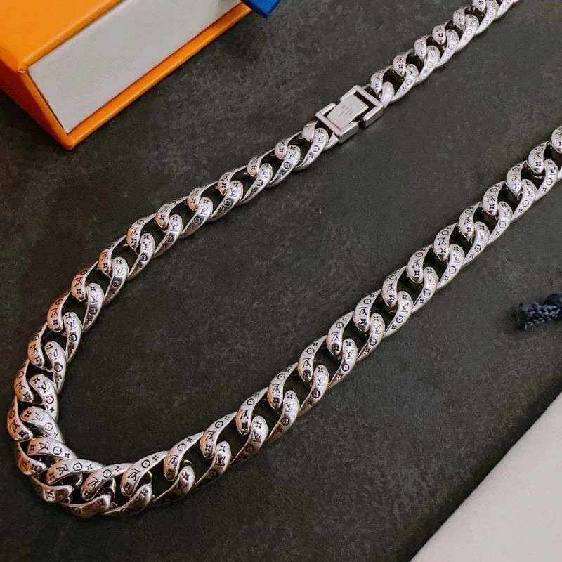 Affordable Louis Vuitton Necklaces