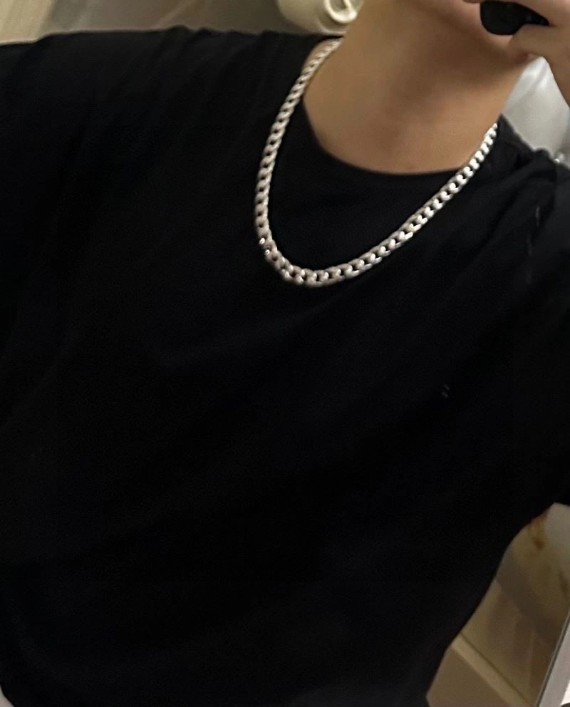 Affordable Louis Vuitton Necklaces