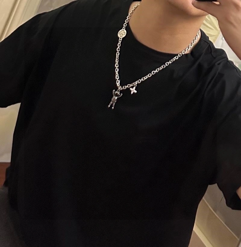 Legit Louis Vuitton Necklaces