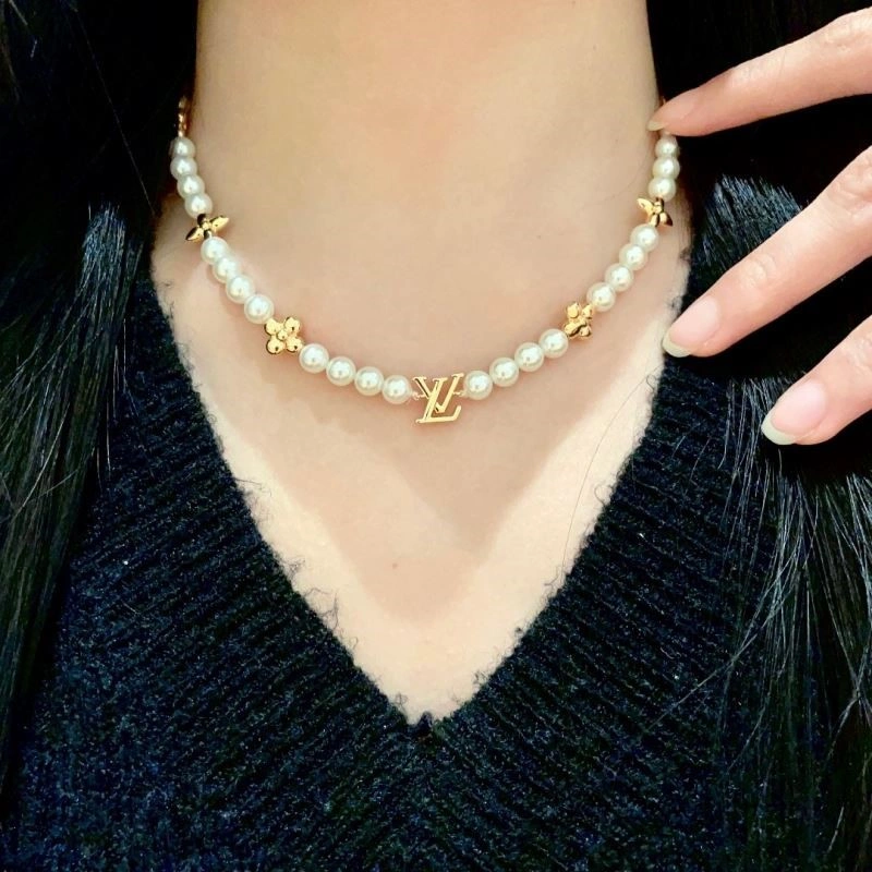 1:1 copy Louis Vuitton Necklaces