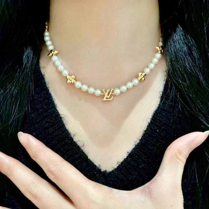1:1 copy Louis Vuitton Necklaces