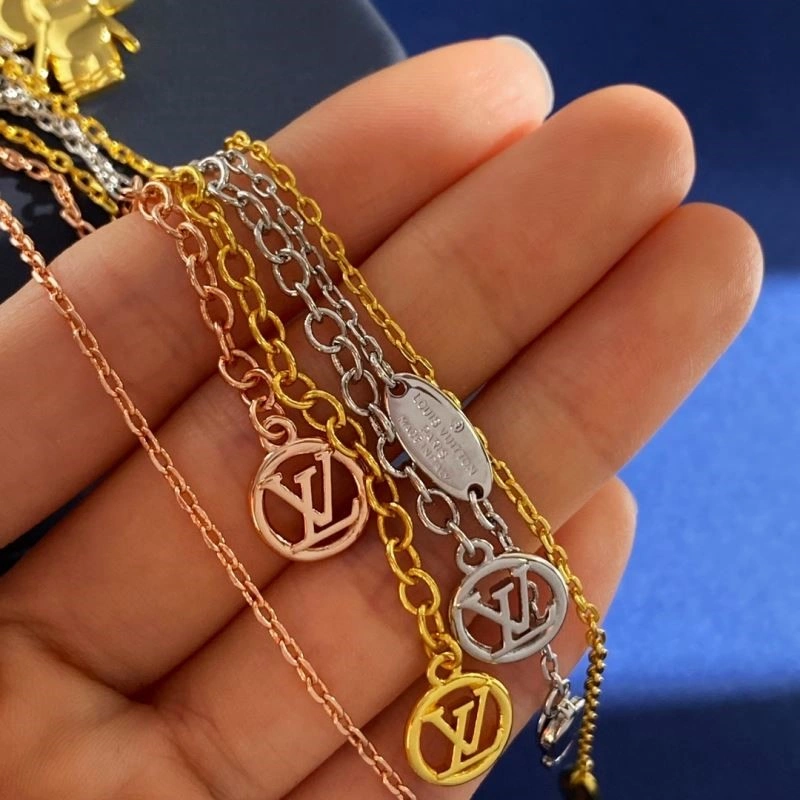 Perfect replica Louis Vuitton Necklaces