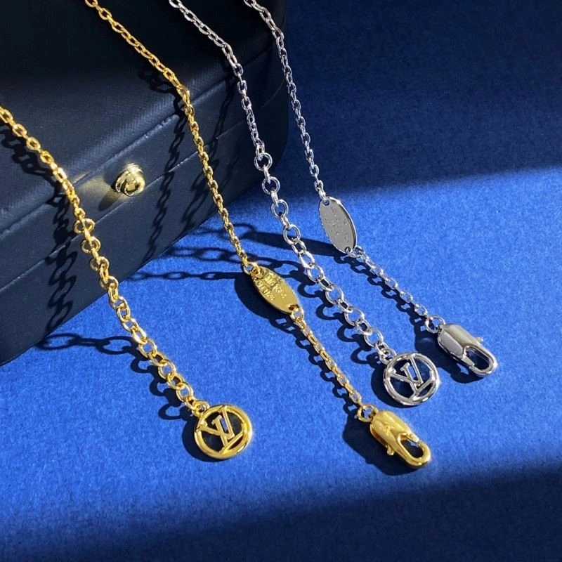 Perfect replica Louis Vuitton Necklaces