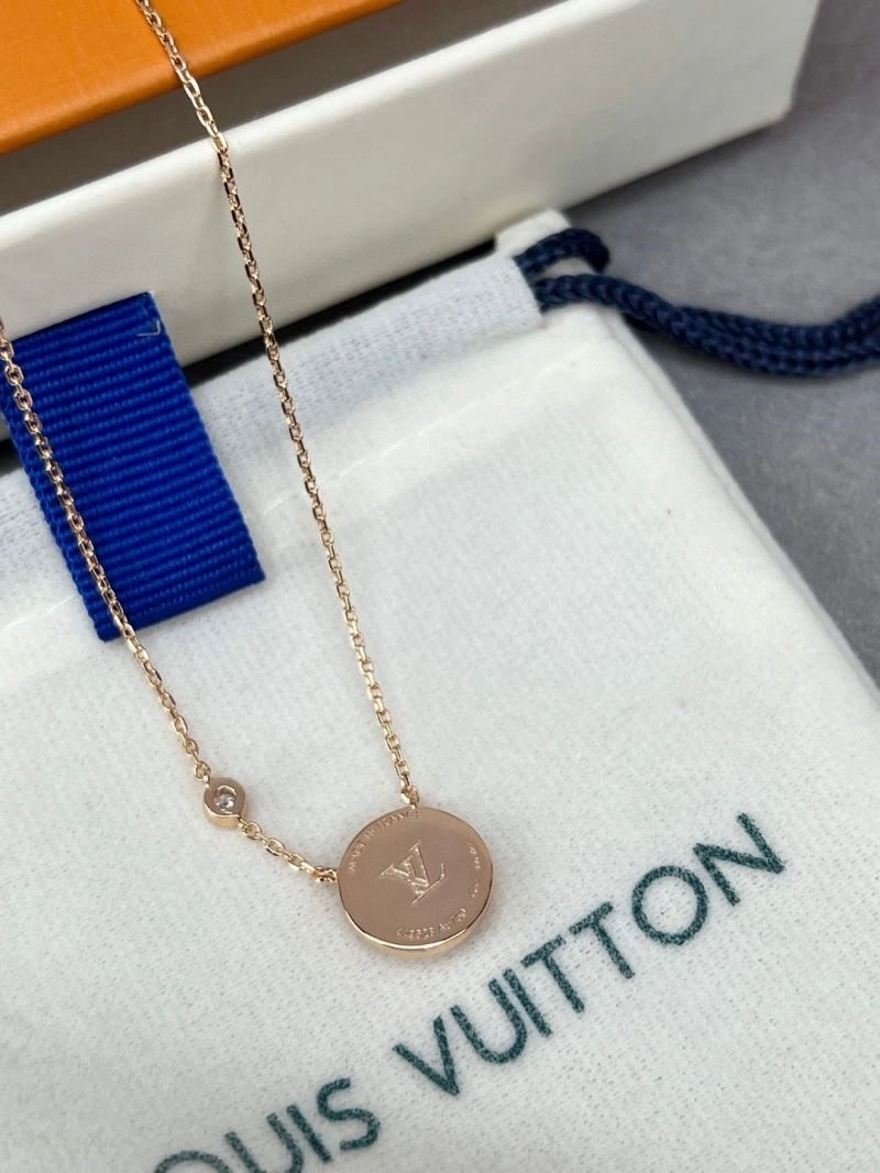 Bargain Louis Vuitton Necklaces