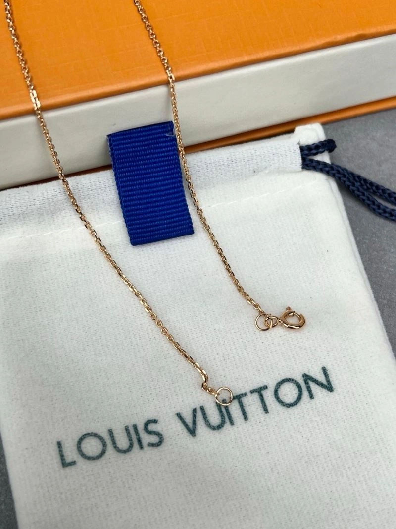 Bargain Louis Vuitton Necklaces