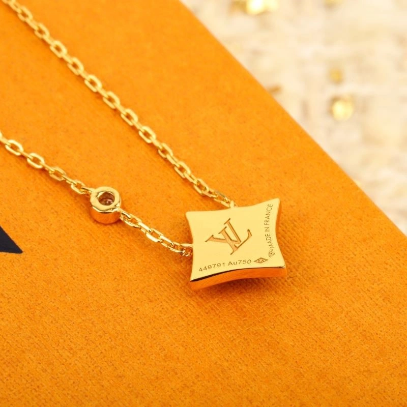 Low-cost Louis Vuitton Necklaces