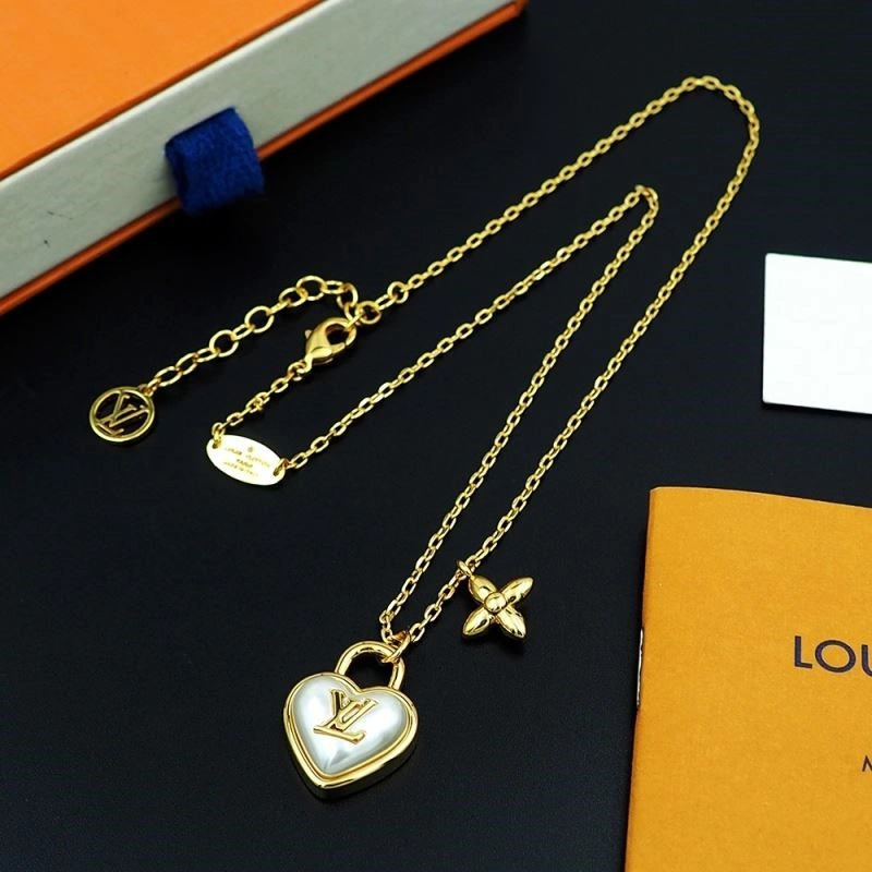Cut-rate Louis Vuitton Necklaces