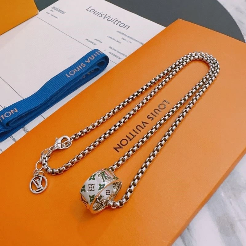 Brand-authenticated Louis Vuitton Necklaces