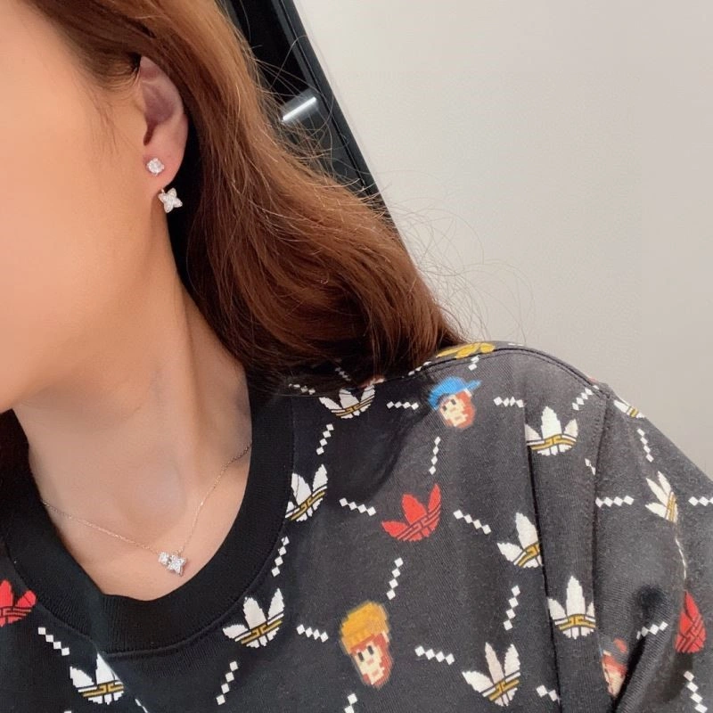 Top mirror Louis Vuitton Necklaces