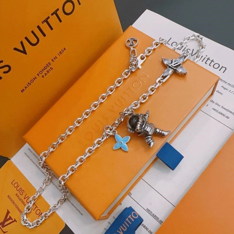 Louis Vuitton Necklaces