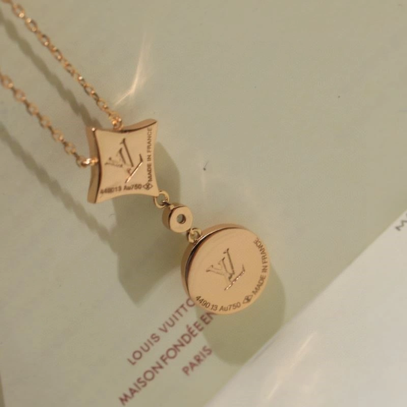 Low-cost Louis Vuitton Necklaces