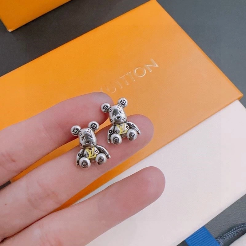 Brand-authenticated Louis Vuitton Necklaces