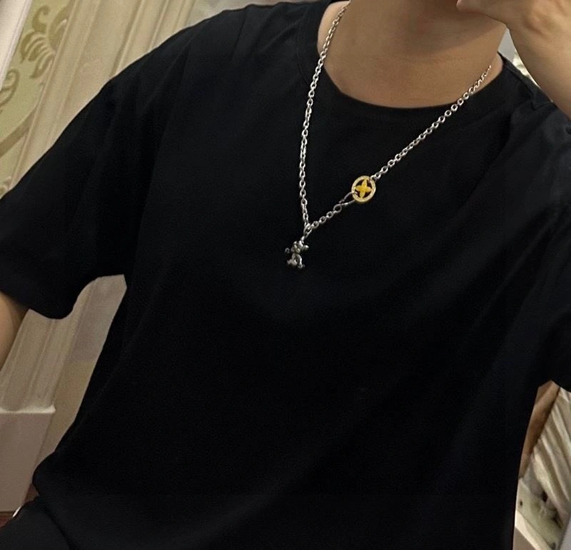 Top mirror Louis Vuitton Necklaces