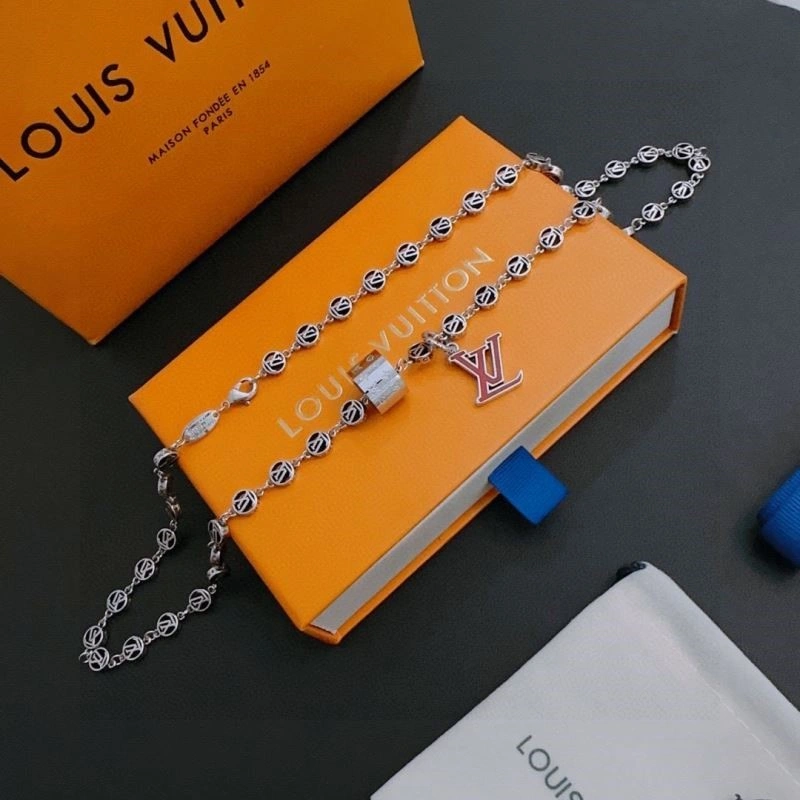 Factory-made Louis Vuitton Necklaces