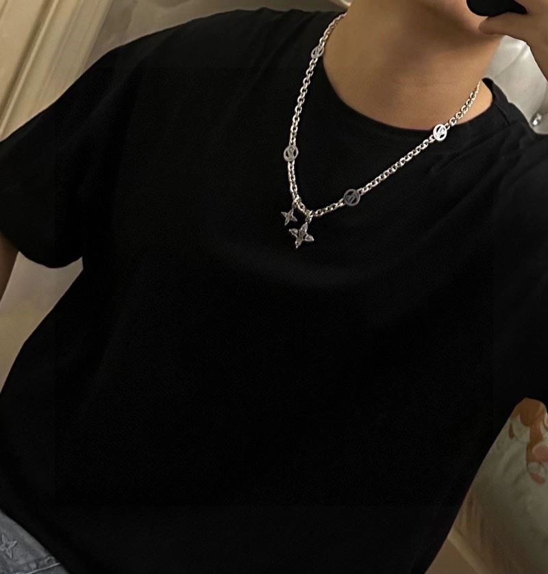 Legit Louis Vuitton Necklaces