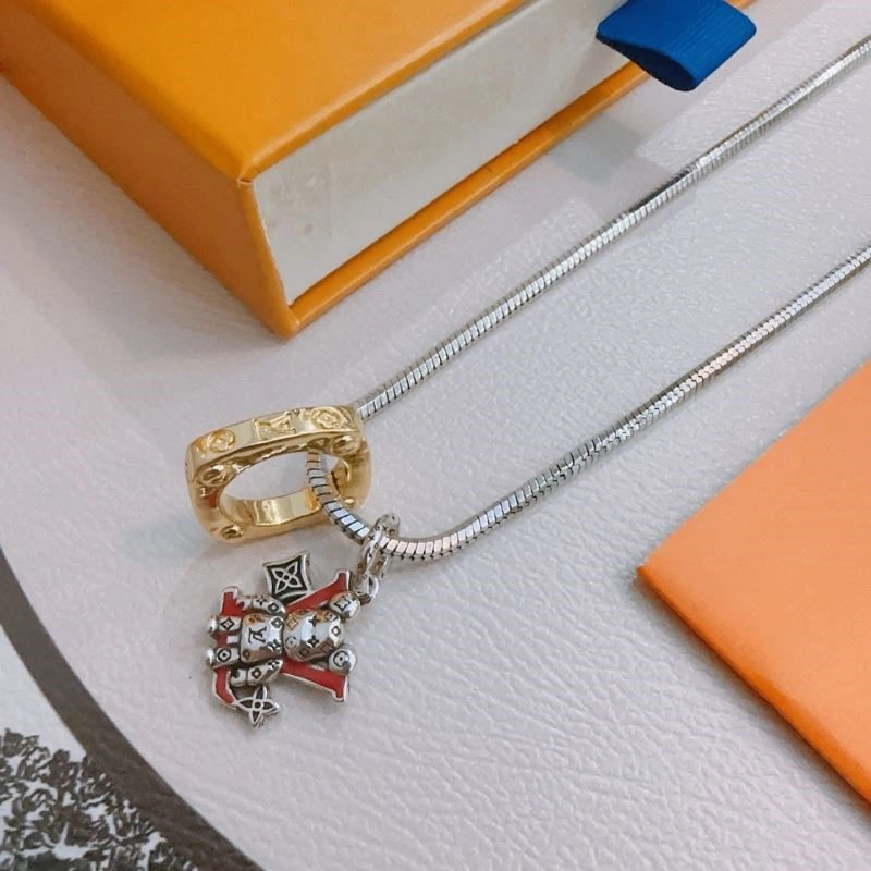 High accuracy Louis Vuitton Necklaces