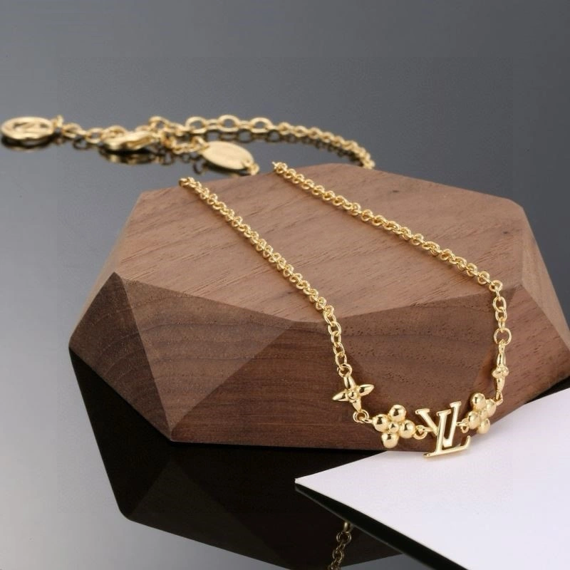 Official Louis Vuitton Necklaces