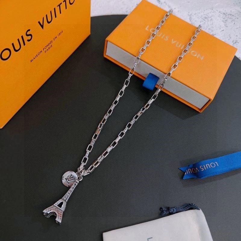 Discounted Louis Vuitton Necklaces