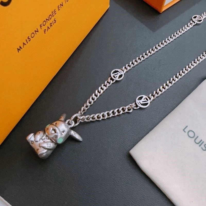 Discounted Louis Vuitton Necklaces