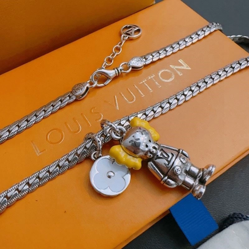 Indistinguishable Louis Vuitton Necklaces