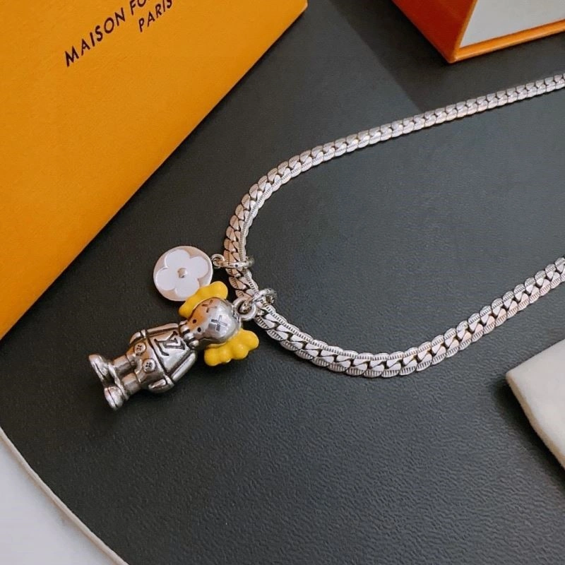 Indistinguishable Louis Vuitton Necklaces