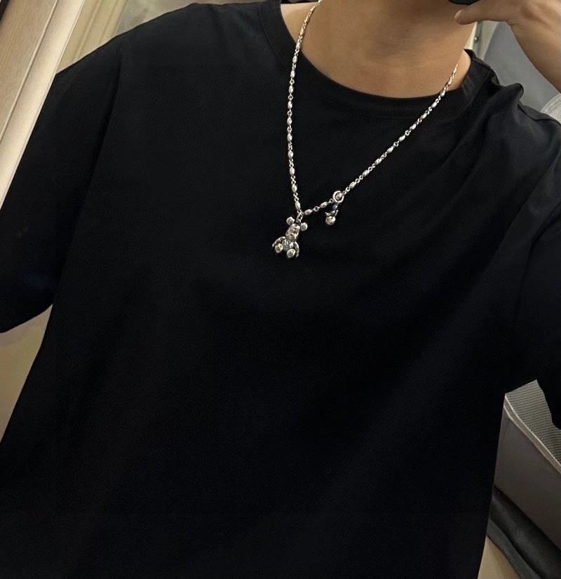 Economical Louis Vuitton Necklaces