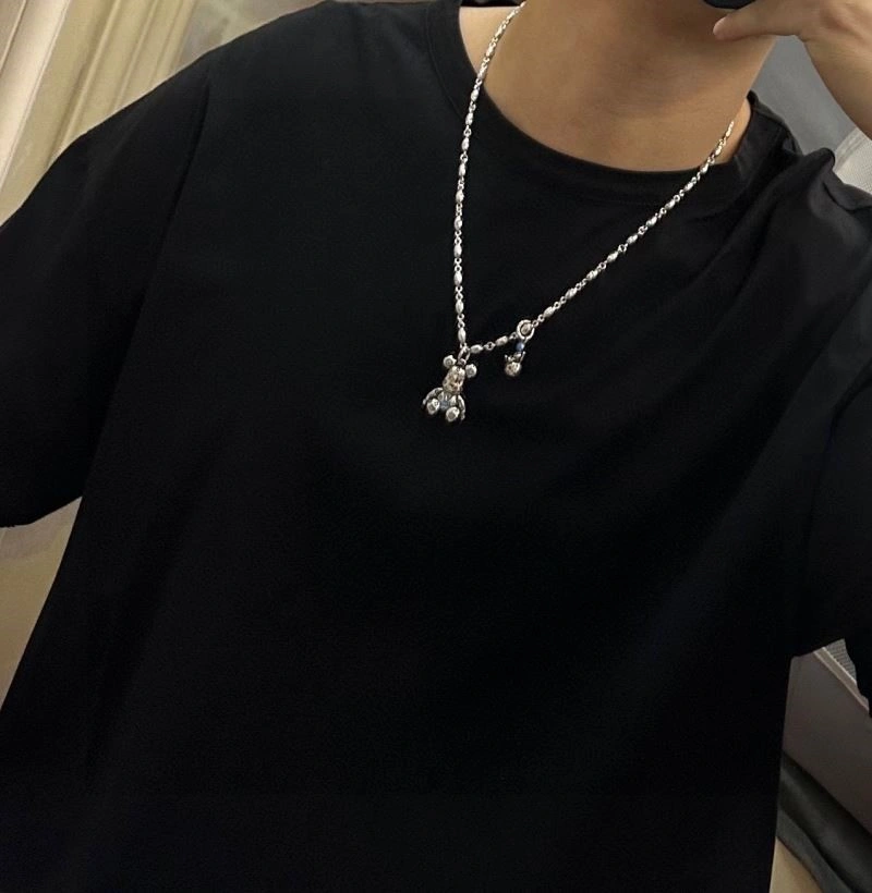 Economical Louis Vuitton Necklaces