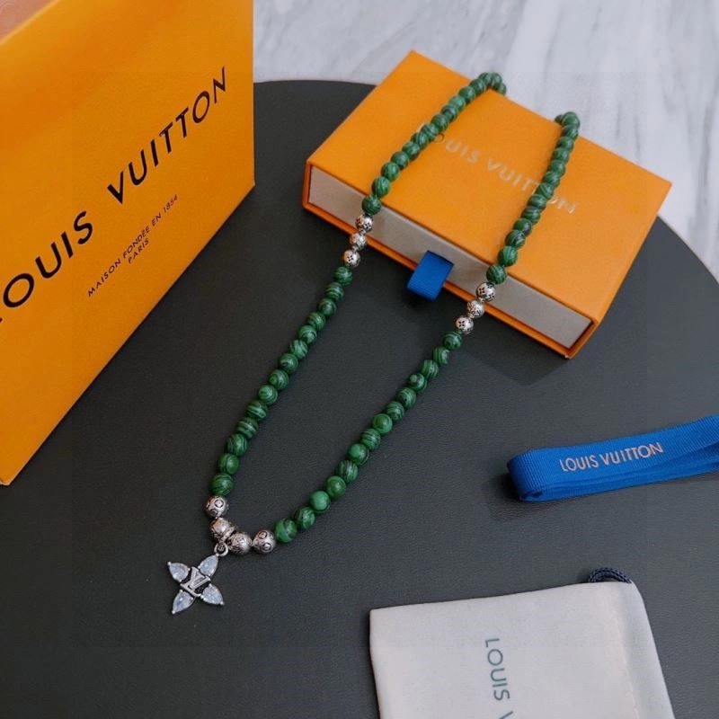 High accuracy Louis Vuitton Necklaces