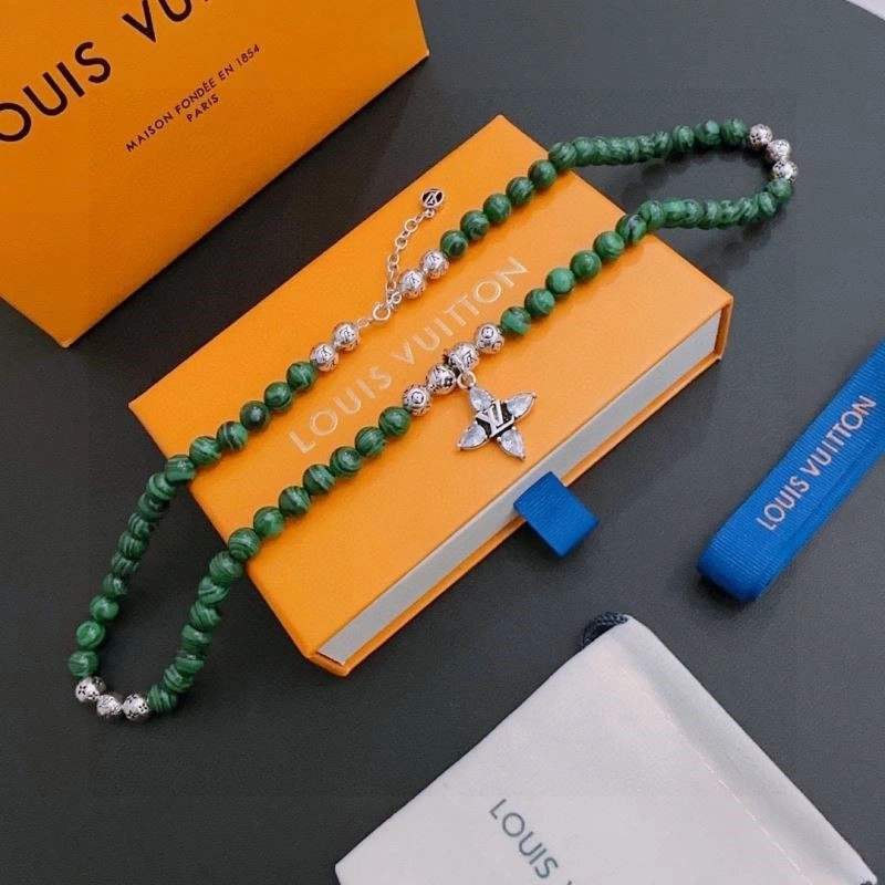 High accuracy Louis Vuitton Necklaces