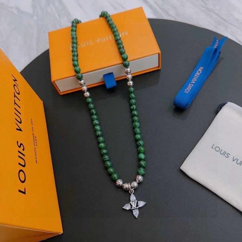 High accuracy Louis Vuitton Necklaces
