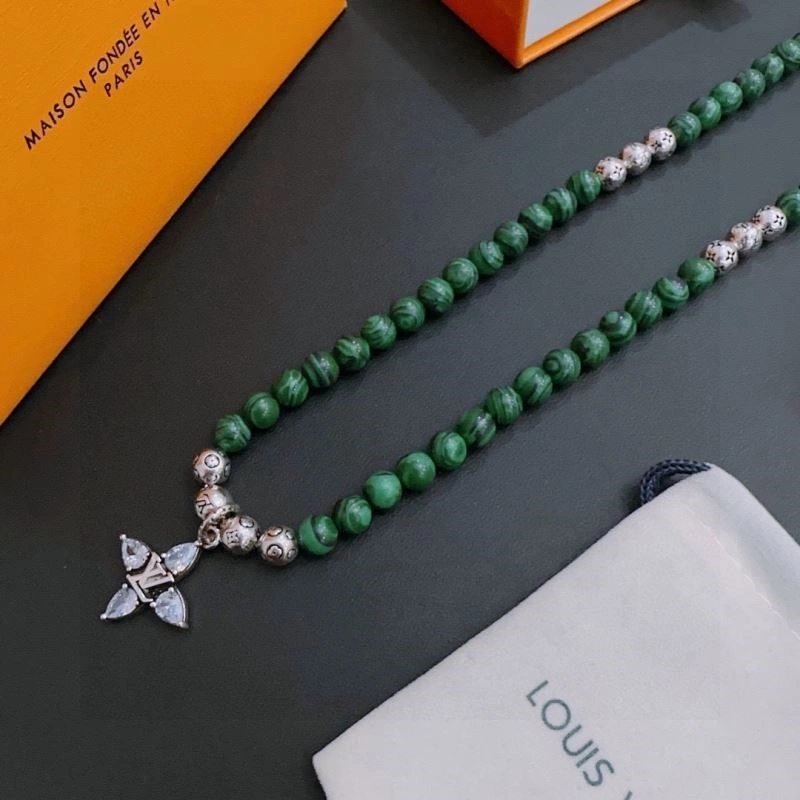 High accuracy Louis Vuitton Necklaces