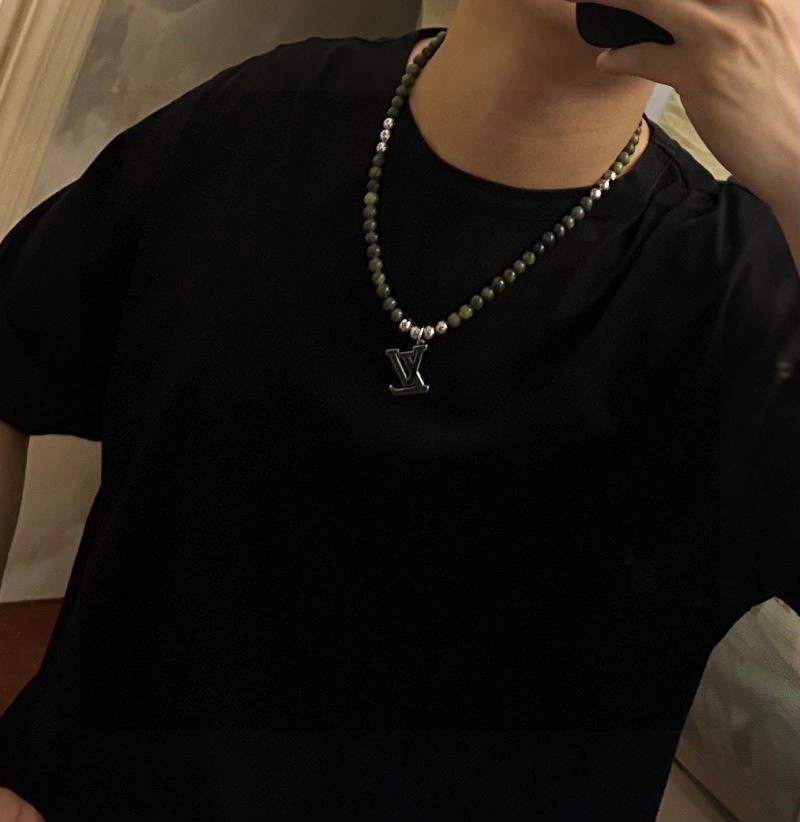 Economical Louis Vuitton Necklaces