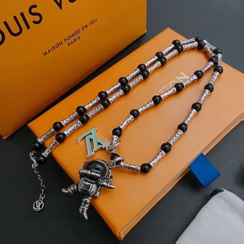 Cut-rate Louis Vuitton Necklaces